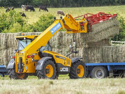 Modern agricultural equipment and plant machinery hire